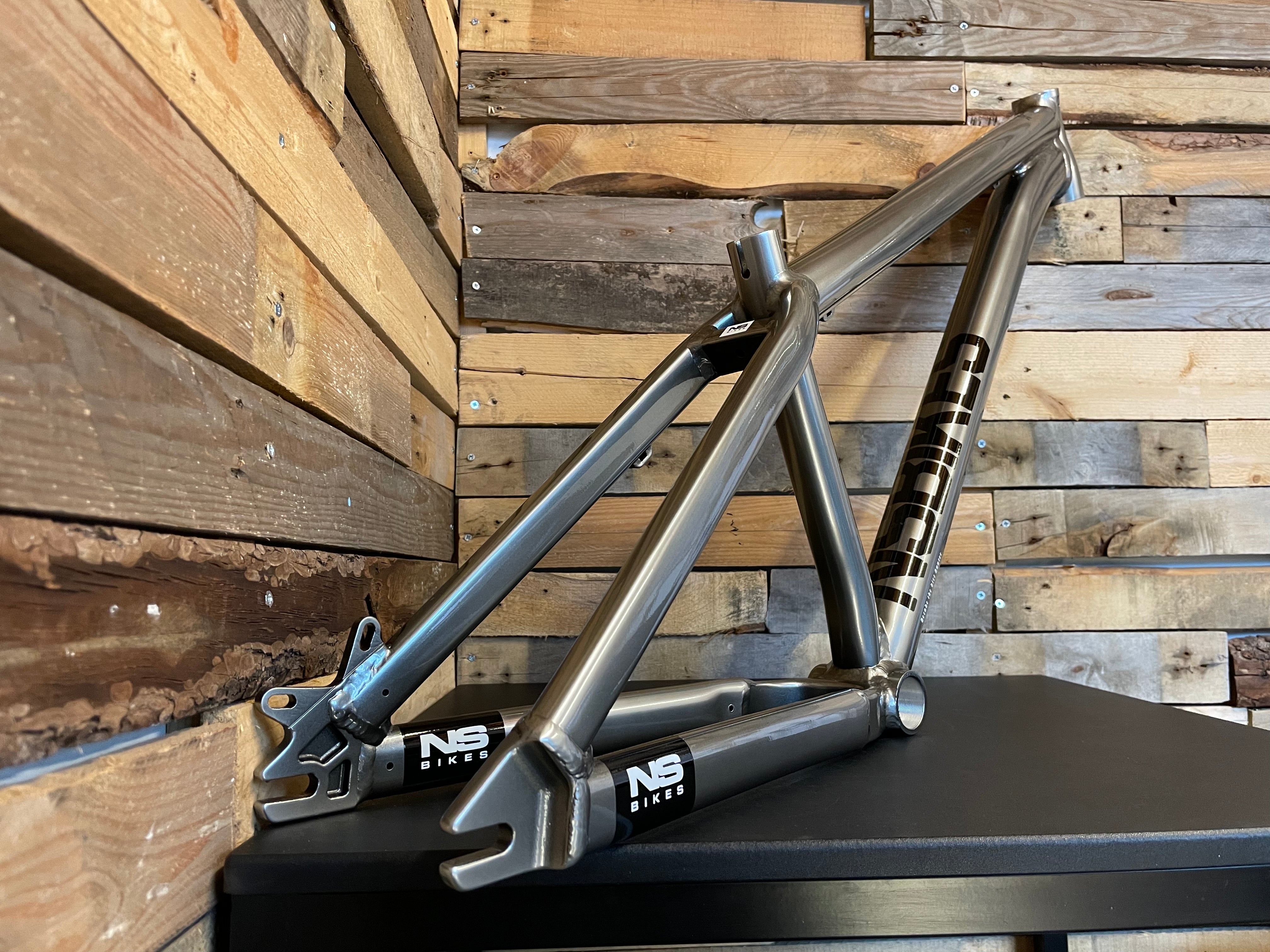 Frames On Sale Now – Slam69